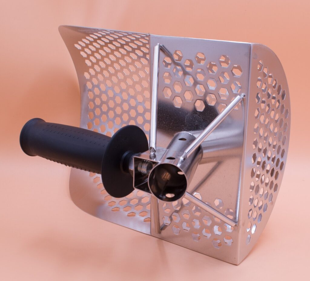 Beach Sand Scoop Stainless Steel Metal Detector Sieve Treasure Hunting ...